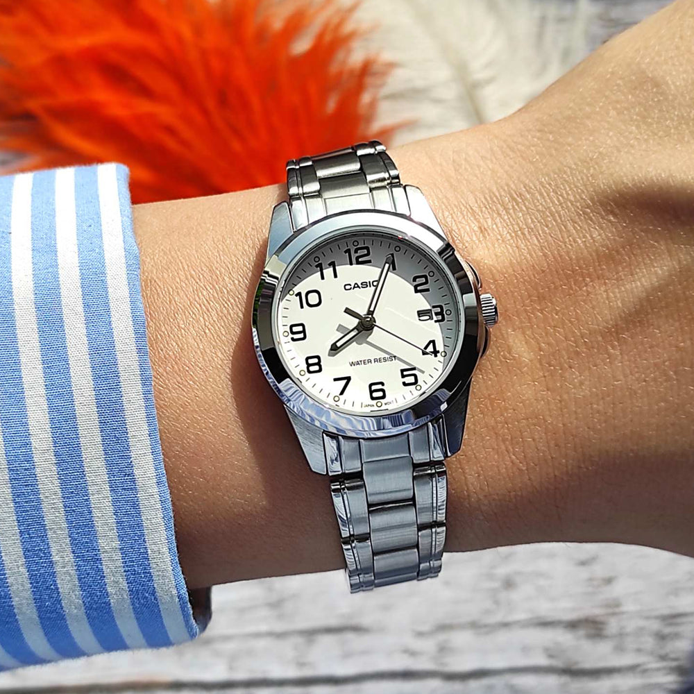 Casio STANDARD Analog LTP-1215A-7B2DF – Watch it! Pte Ltd